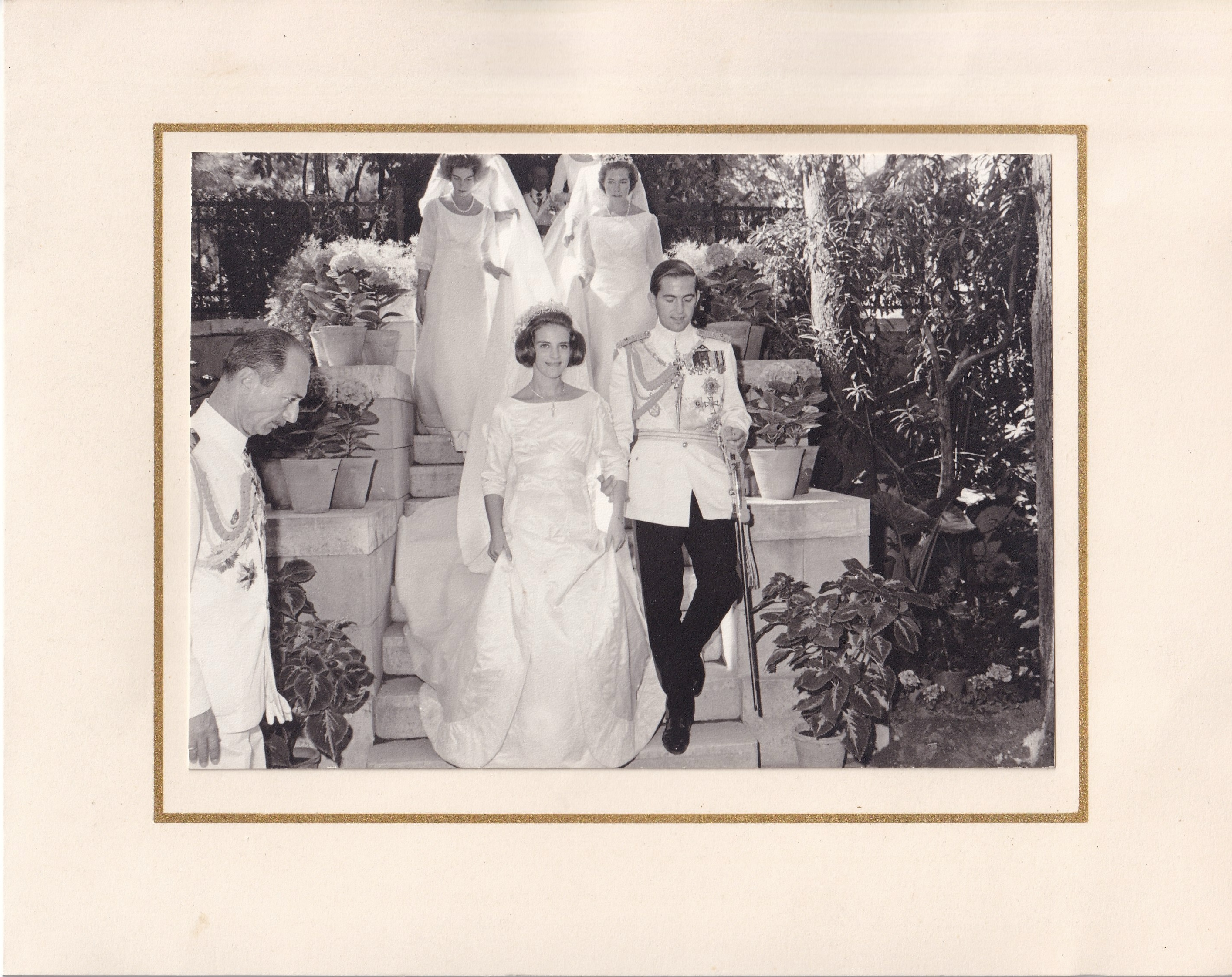 Constantine and Anne-Marie, The King and Queen of Greece’s Christmas ...